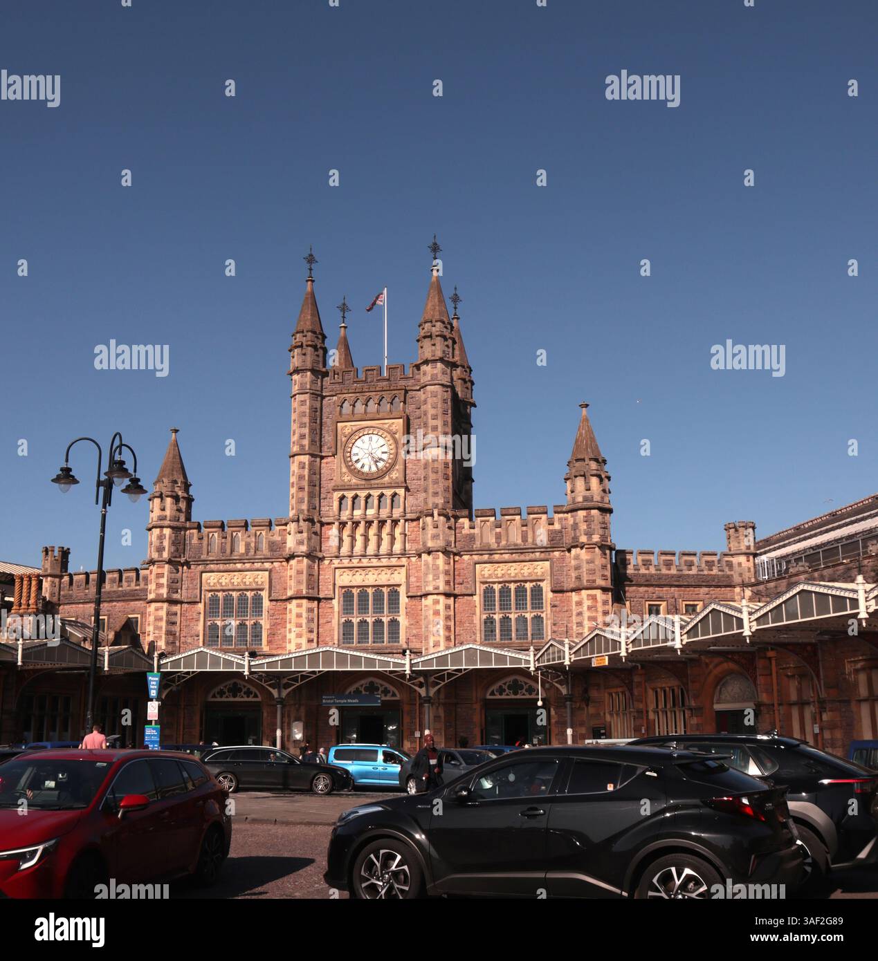 Bristol, England, UK 5th April 2025 Bristol Temple Meads Railway ...