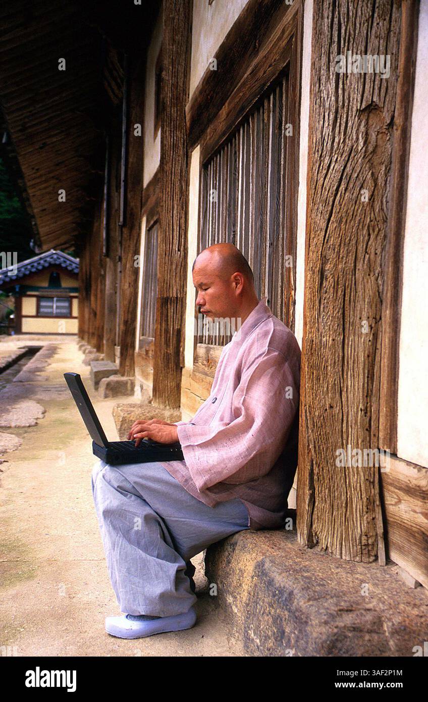 Animals, Annual Reports, Celebrities/Personalities, Corporate ...