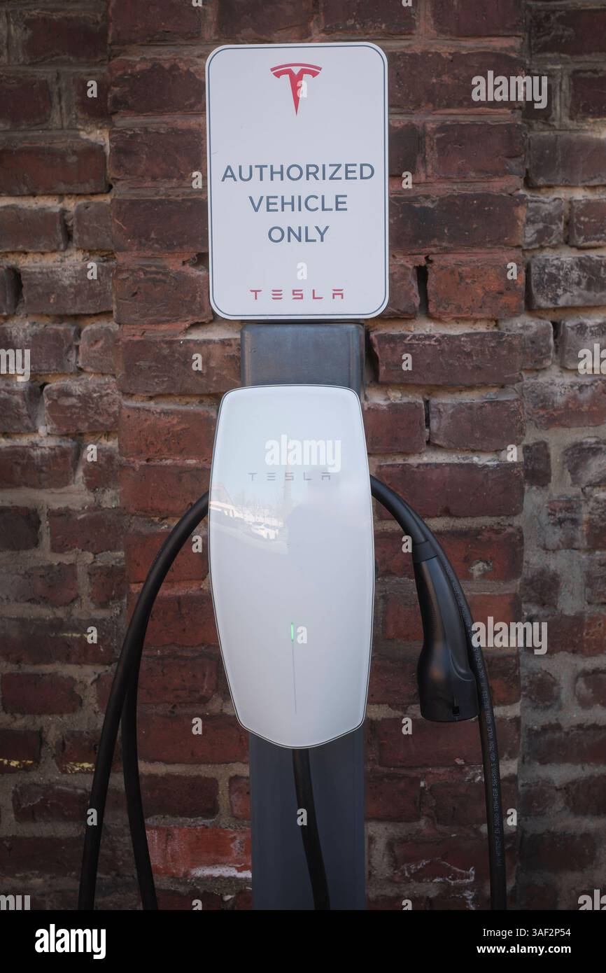 Tesla Kln Mlheim