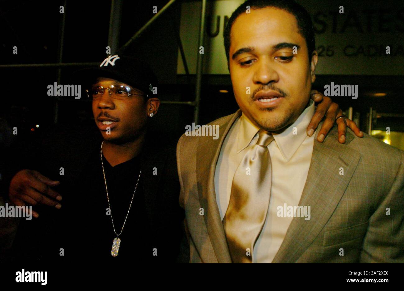 Ja rule money hi-res stock photography and images - Alamy