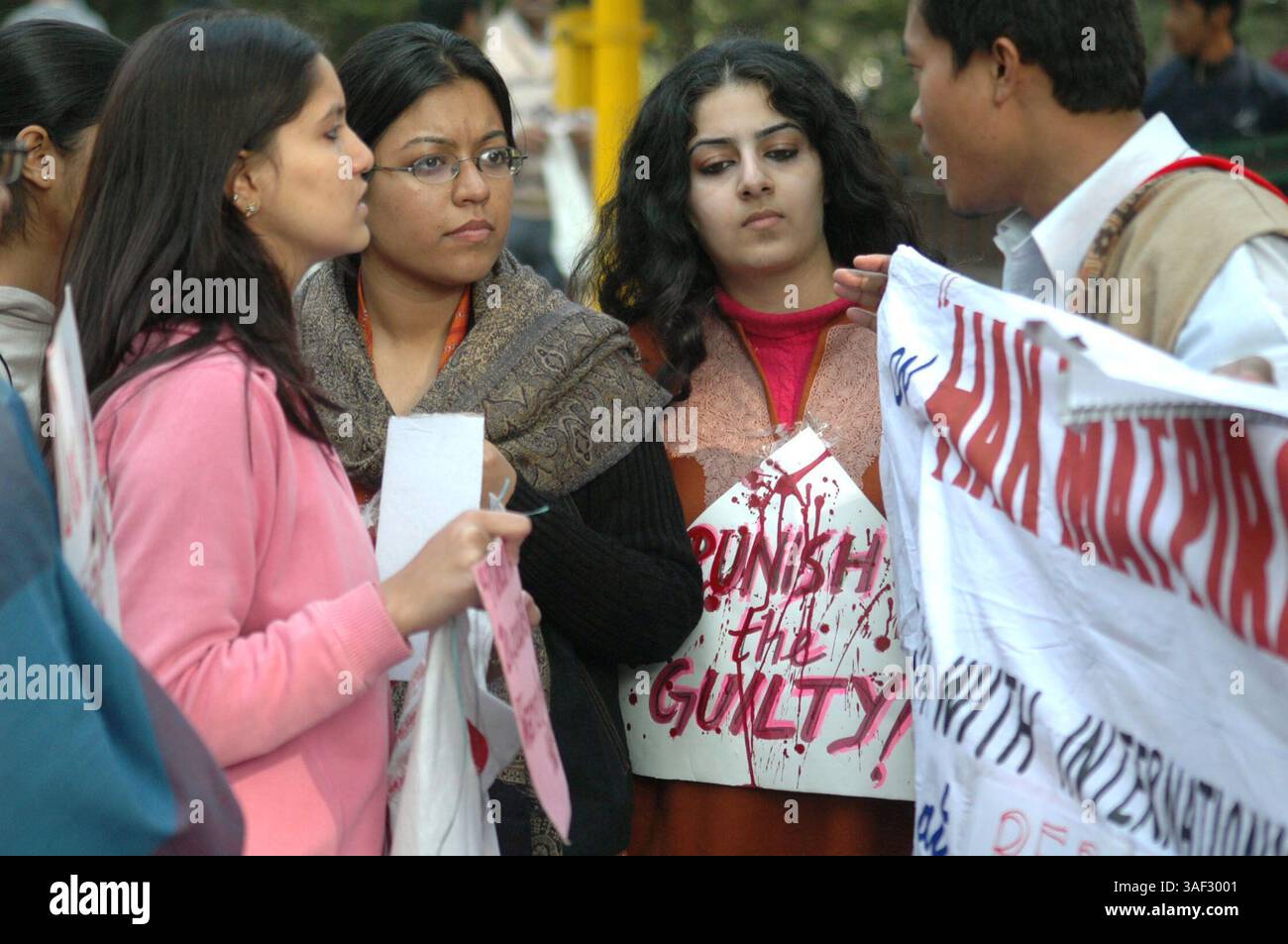 Dec 10, 2005; New Delhi, INDIA; India's human rights activists ...