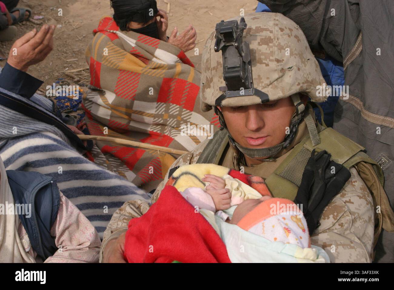 Dec 06, 2004; Fallujah, Iraq; Hospital Corpsman Petty Officer 2nd Class ...