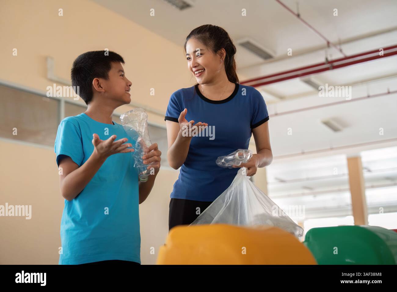 Teaching and Learning About Waste Management. Sharing knowledge about ...