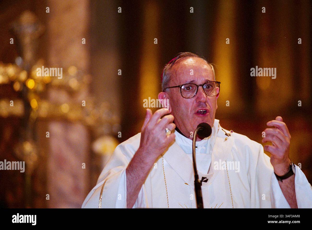 Jan 10, 2001; Buenos Aires, Argentina; (FILE PHOTO) Pope John Paul II ...