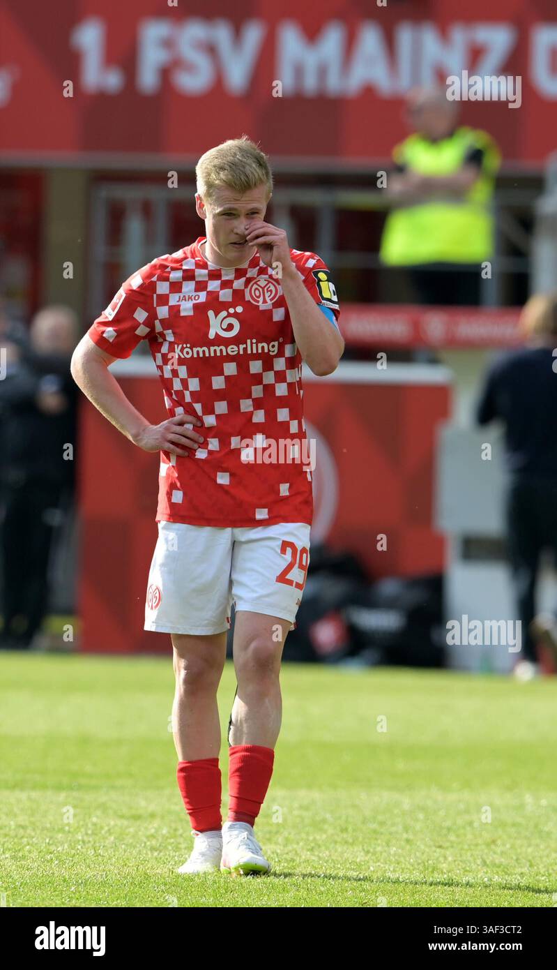 Jonathan. Burkhardt fotografiert beim Fußball Bundesliga Spiel Mainz 05 ...