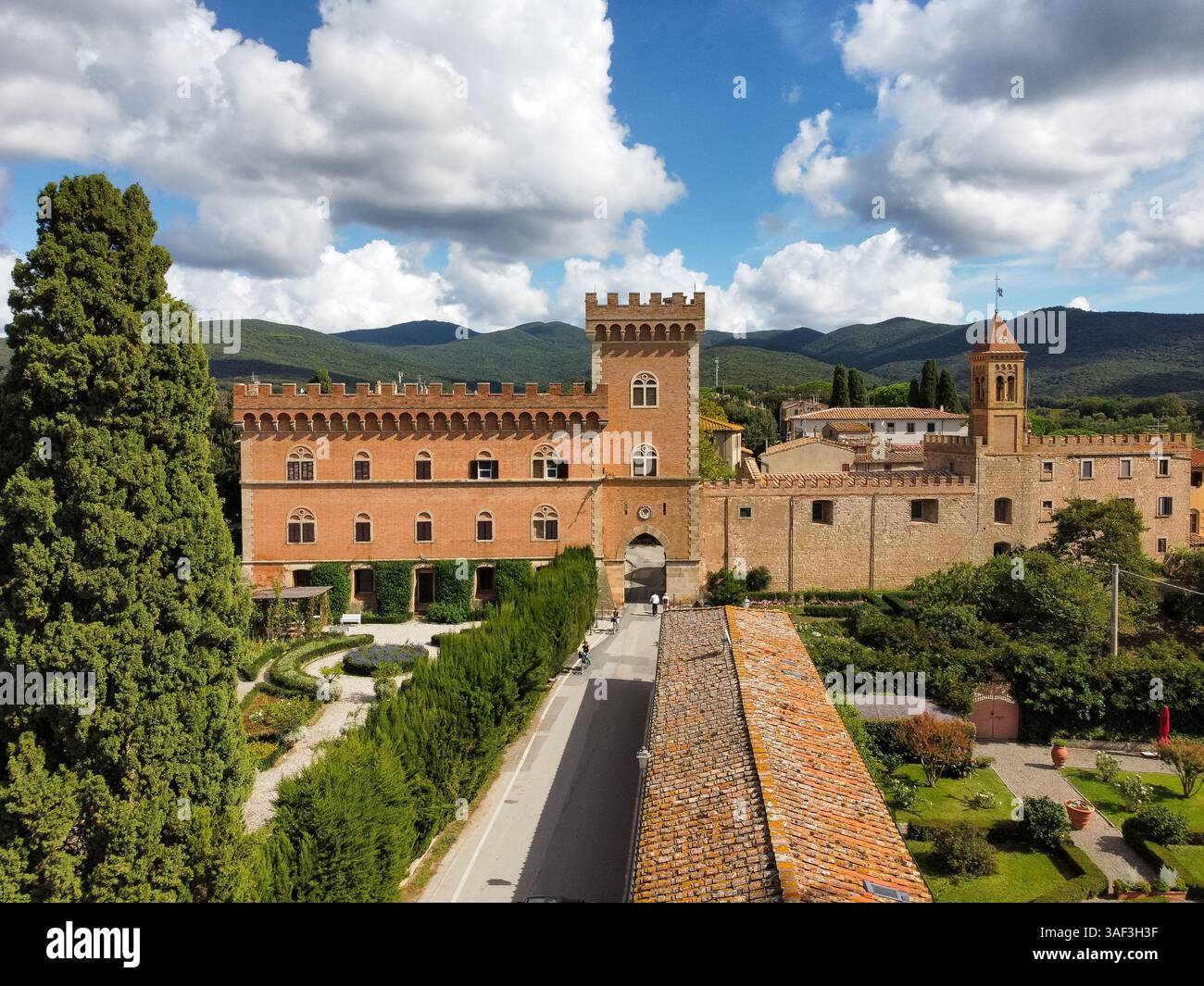 aerial view of the famous Bolgheri Castle in Tuscany Stock Photo - Alamy