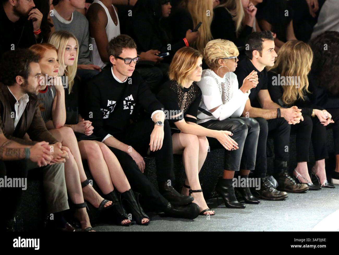 Dakota fanning and kate mara hi-res stock photography and images - Alamy