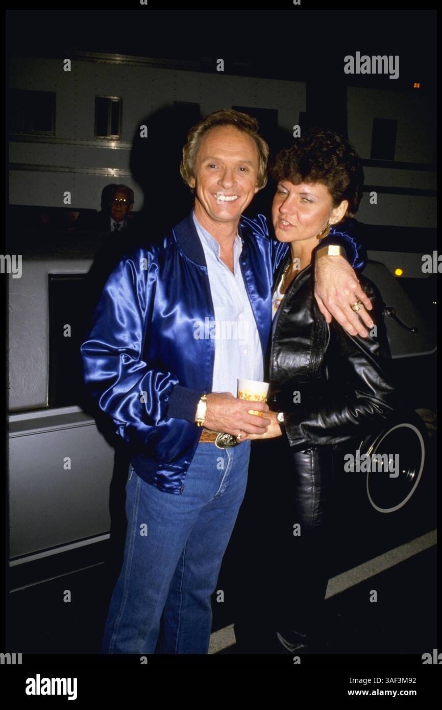 1985; Country Music star, MEL TILLIS, and his wife Stock Photo - Alamy