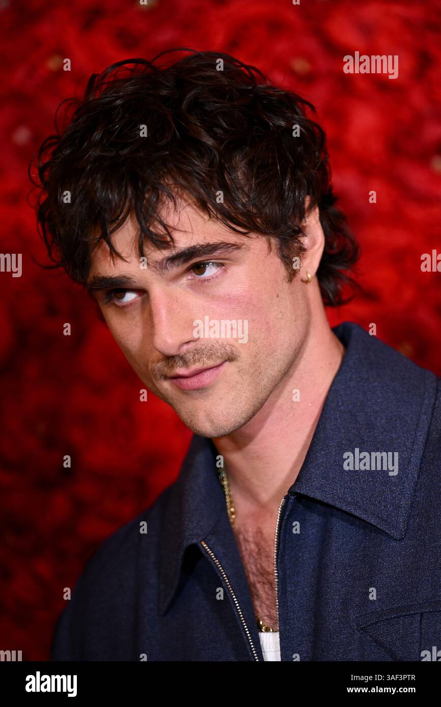 Sydney, Australia. 07th Apr, 2025. Jacob Elordi poses for a photograph ...