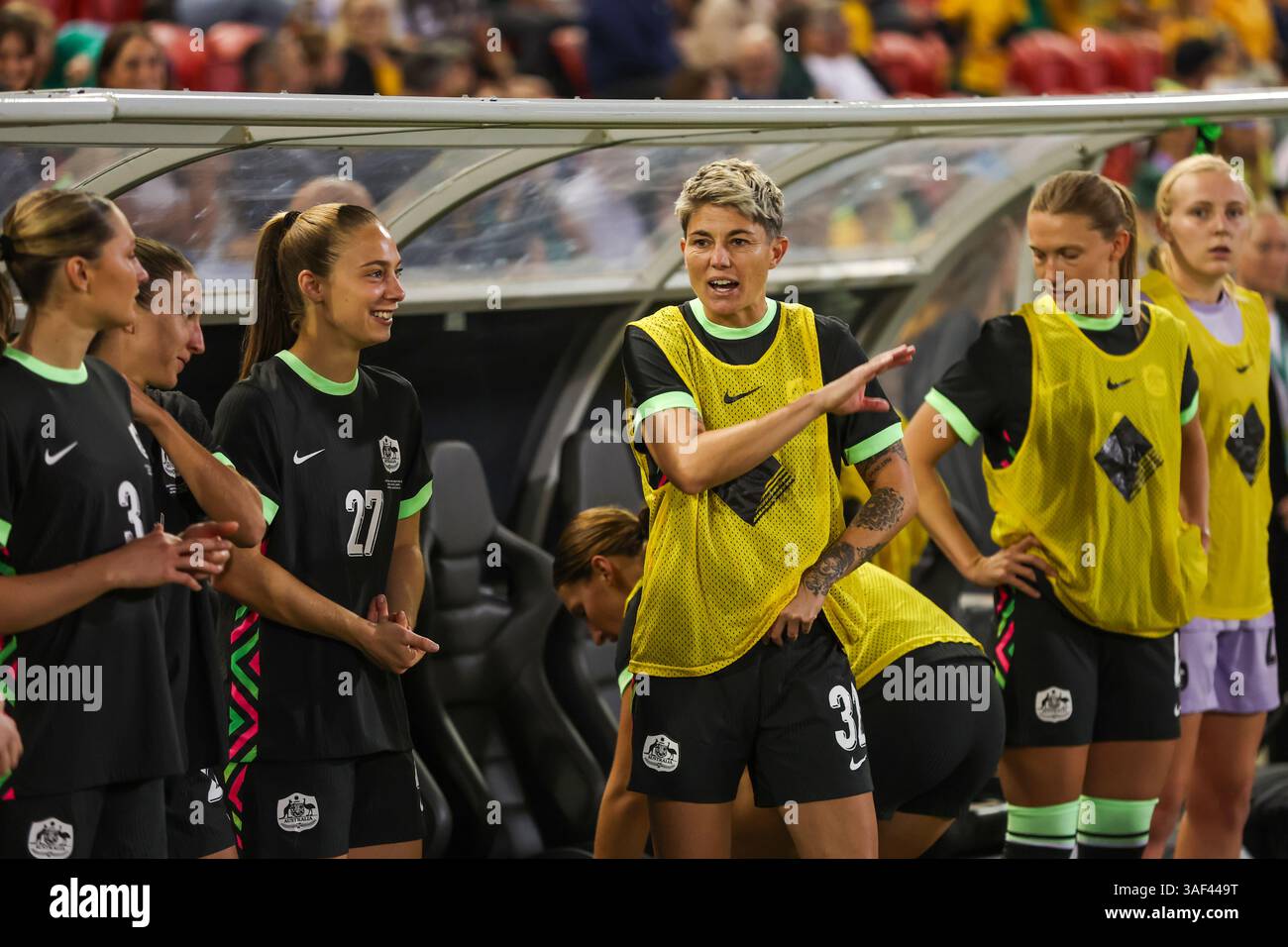 Newcastle, Australia. 07th Apr, 2025. Michelle Heyman of Australia (C ...