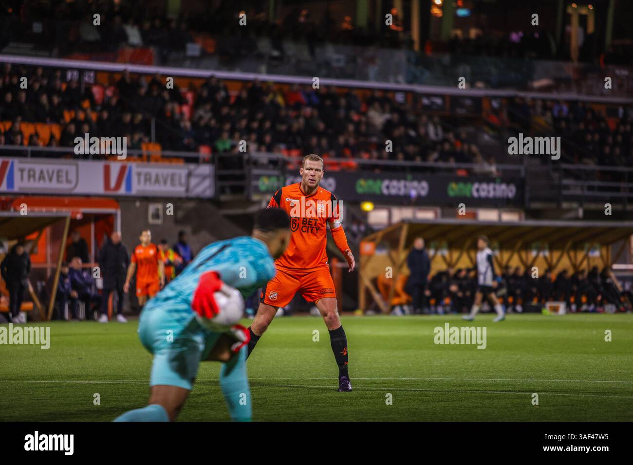 VOLENDAM, NETHERLANDS - DECEMBER 6: Henk Veerman of FC Volendam during ...