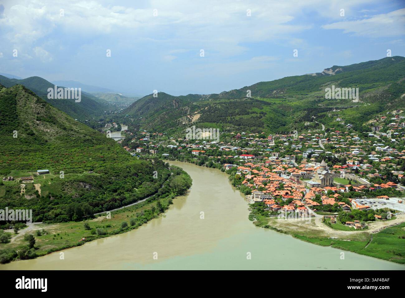 Mtskheta, medieval city at the confluence of the Mtkvari and Aragvi ...