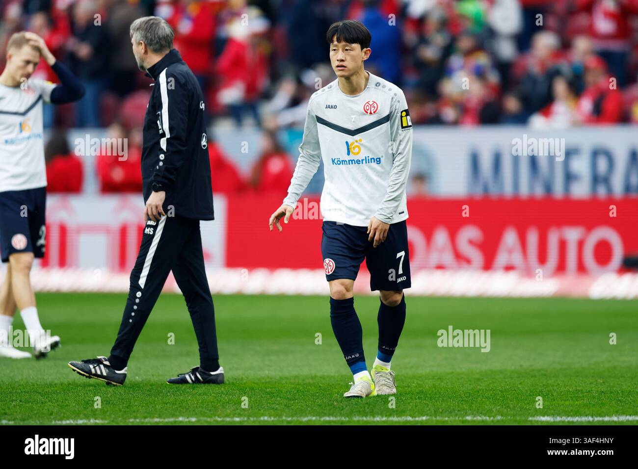 Mainz, Germany. Credit: D. 22nd Feb, 2025. Jae-Sung Lee (Mainz) Football/Soccer : Bundesliga ...