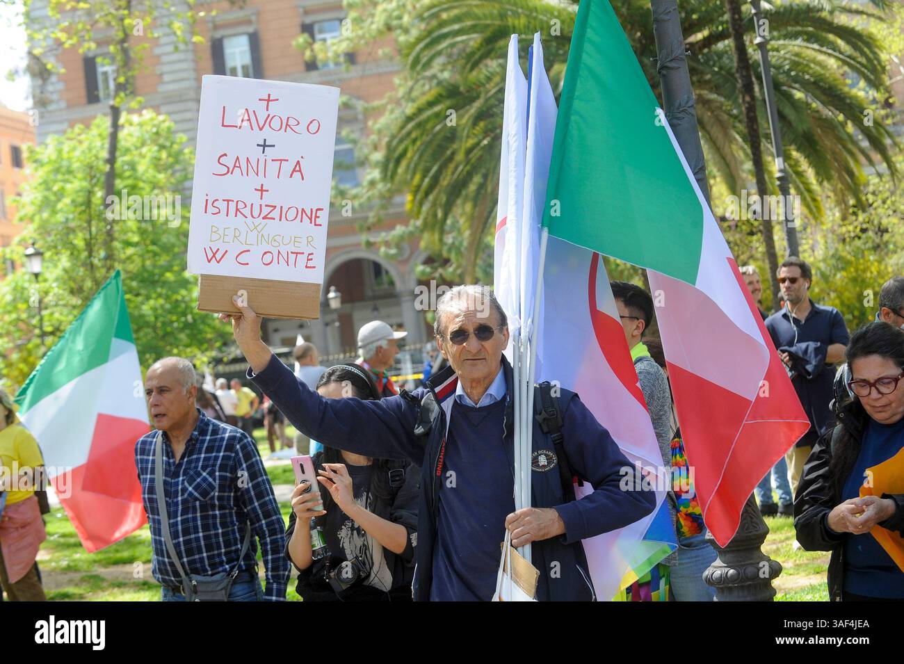 Italy, Rome, 5 April, 2025 : The demonstration of the M5S against the ...