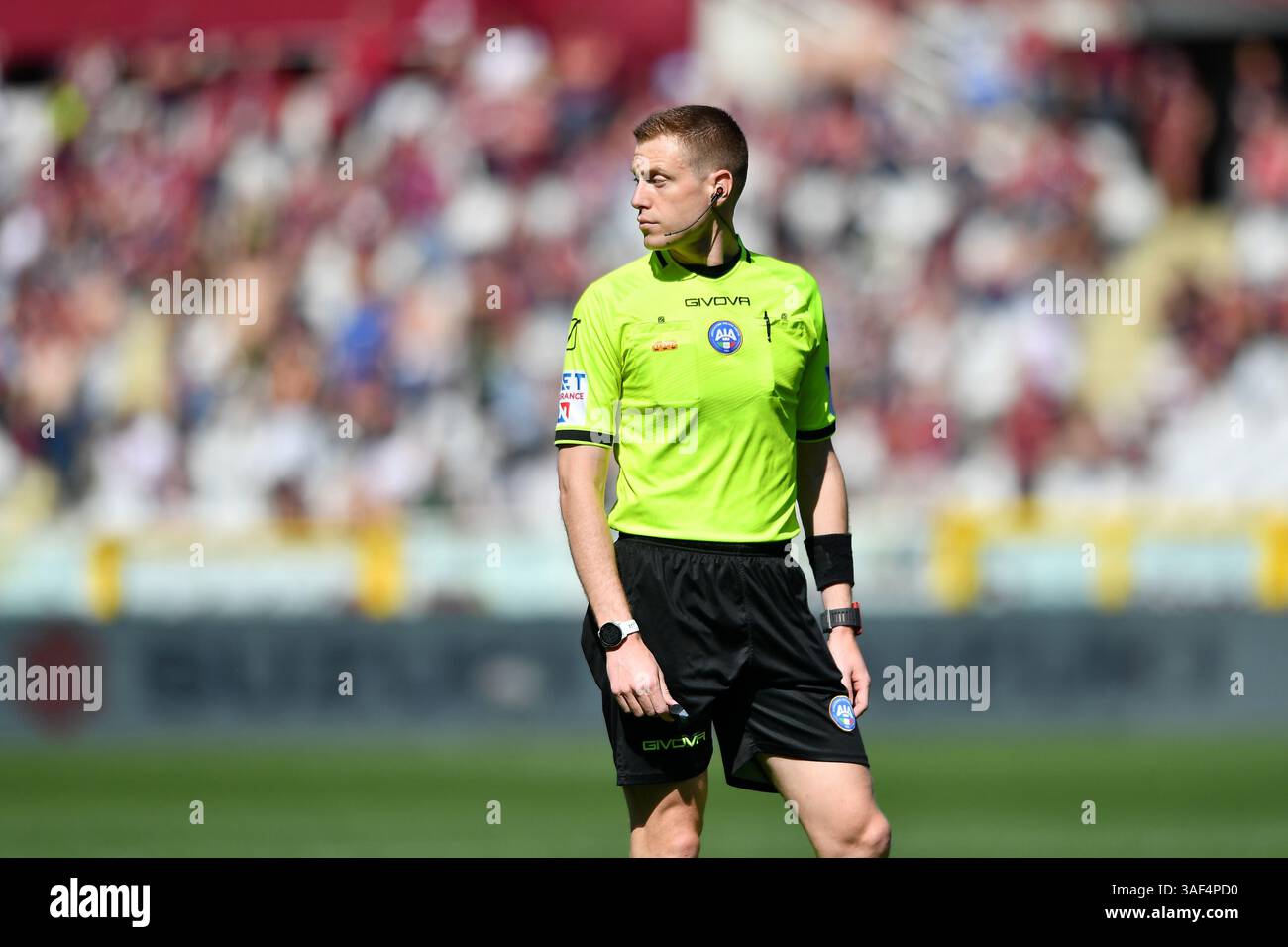 Turin, Italy. 07th Apr, 2025. Kevin Bonacina referee during Serie A ...
