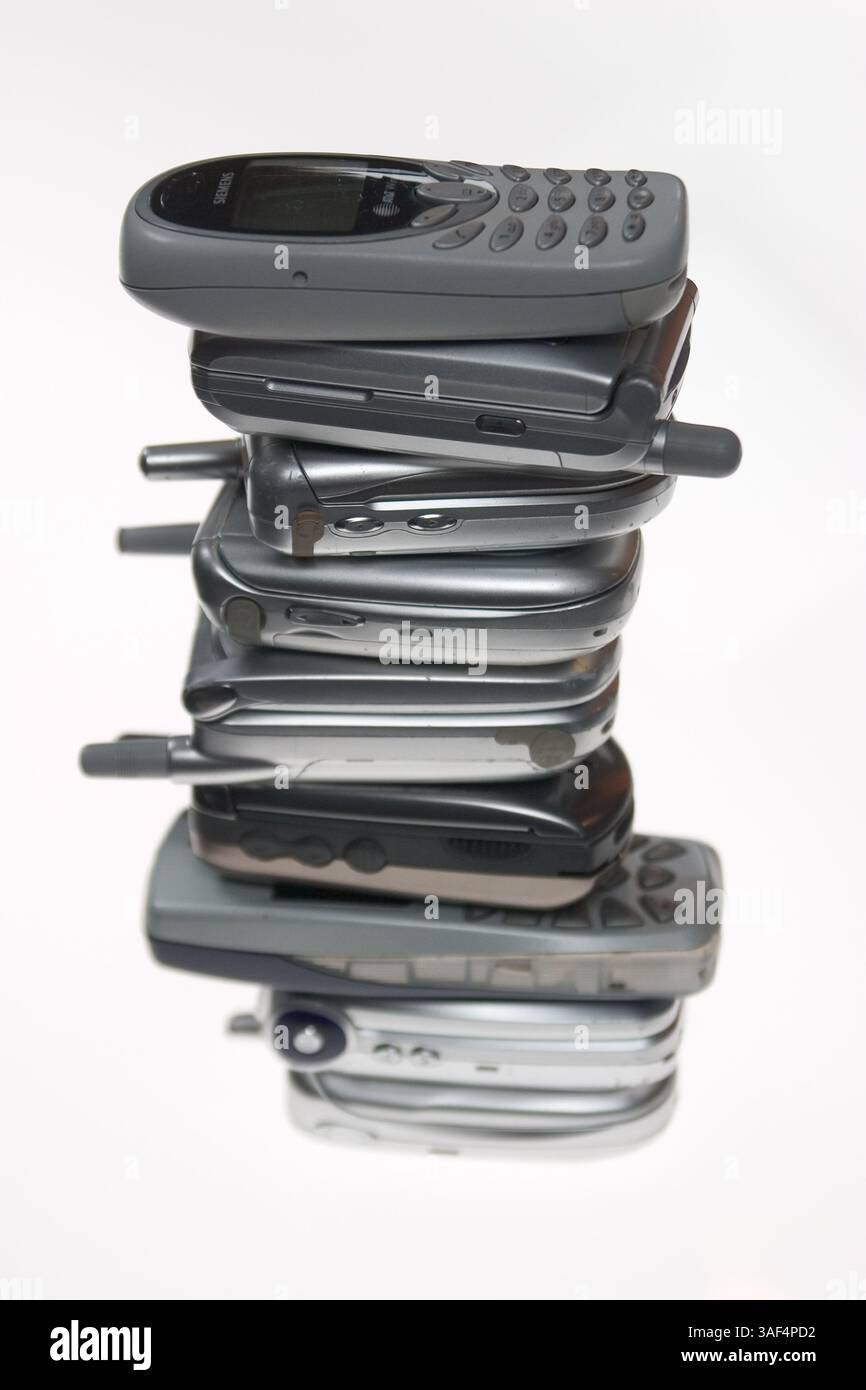 Feb 14, 2005; Laguna Beach, CA, USA; A mobile phone is a device which ...