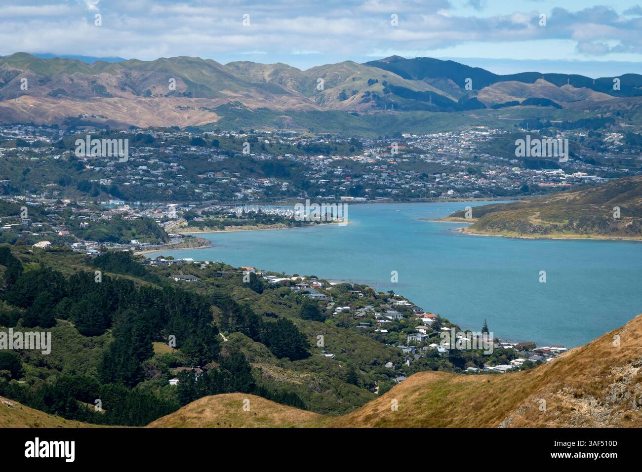 Paremata hill hi-res stock photography and images - Alamy