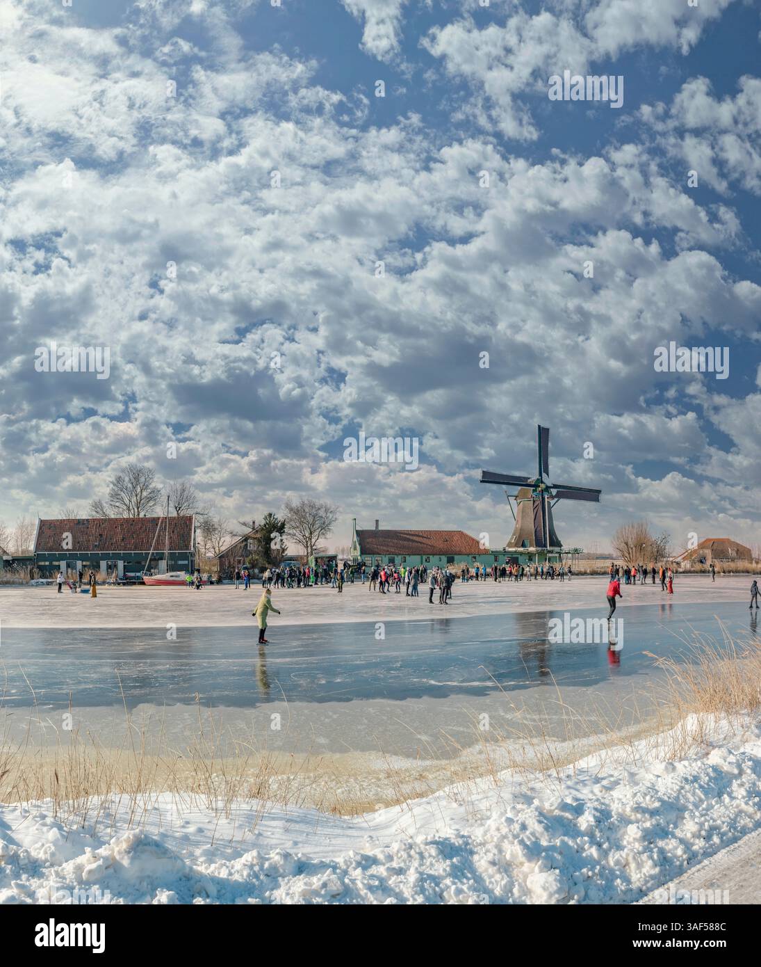765 x 908 mm @ 300 dpi hi-res stock photography and images - Alamy
