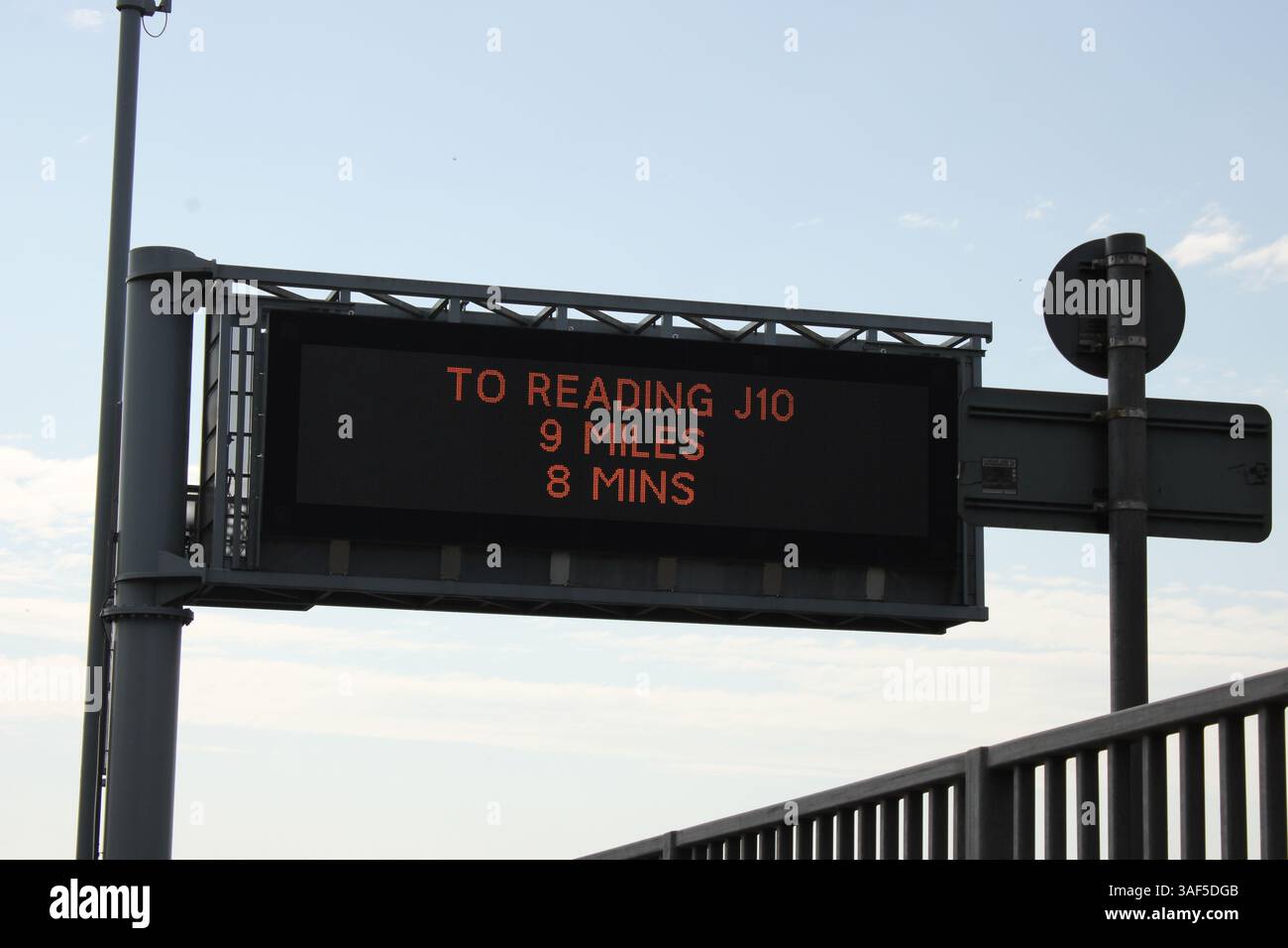Smart Motorway Electronic VMS Sign (MS3) Sign 6m by 3m Sign Stock Photo ...