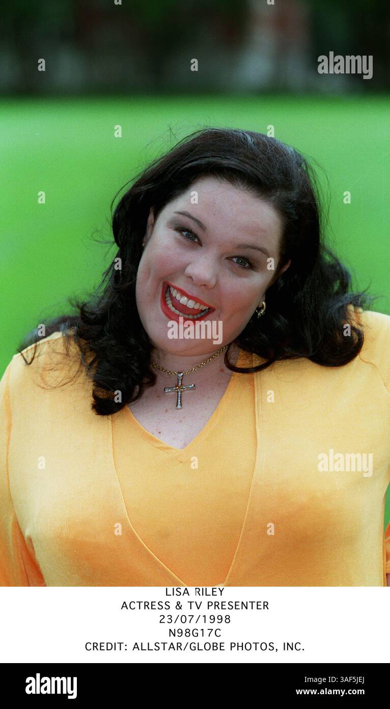 July 23, 1998 - Scarborough, North Yorkshire, England - LISA RILEY ...