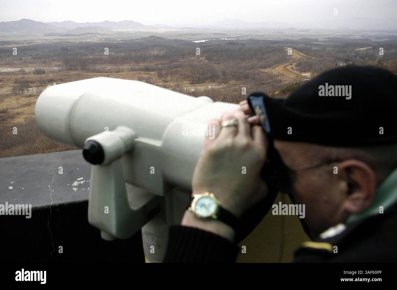 Feb 15, 2005; South Korea; U.S. Army LT. CONNELL DONALD WINGERTER looks ...