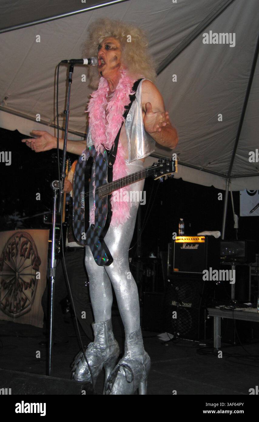 Jun 16, 2005; San Jose, CA, USA; Legendary for their 70's & 80's hits ...