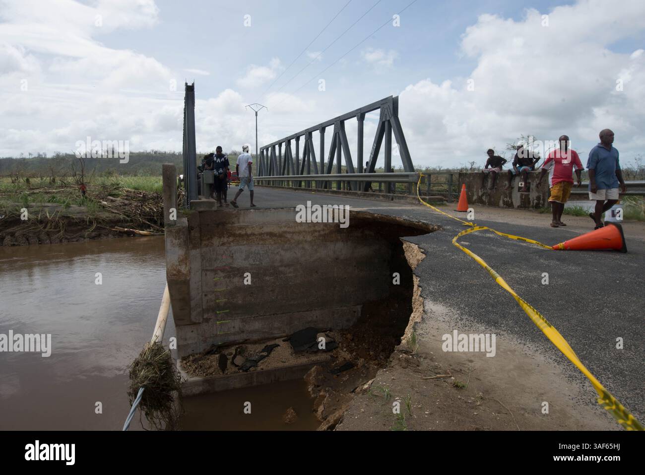 Mar 15, 2015 - Port Vila, Vanuatu - The Teouma bridge is affected by ...
