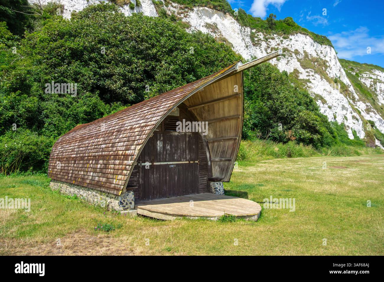 Endeavour Centre The Prince's Foundation project built by students ...