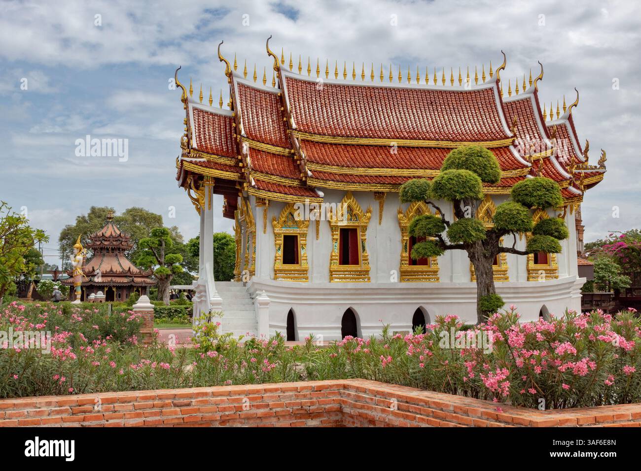 Colorful golden detailed architecture of a pavilion pagoda building ...