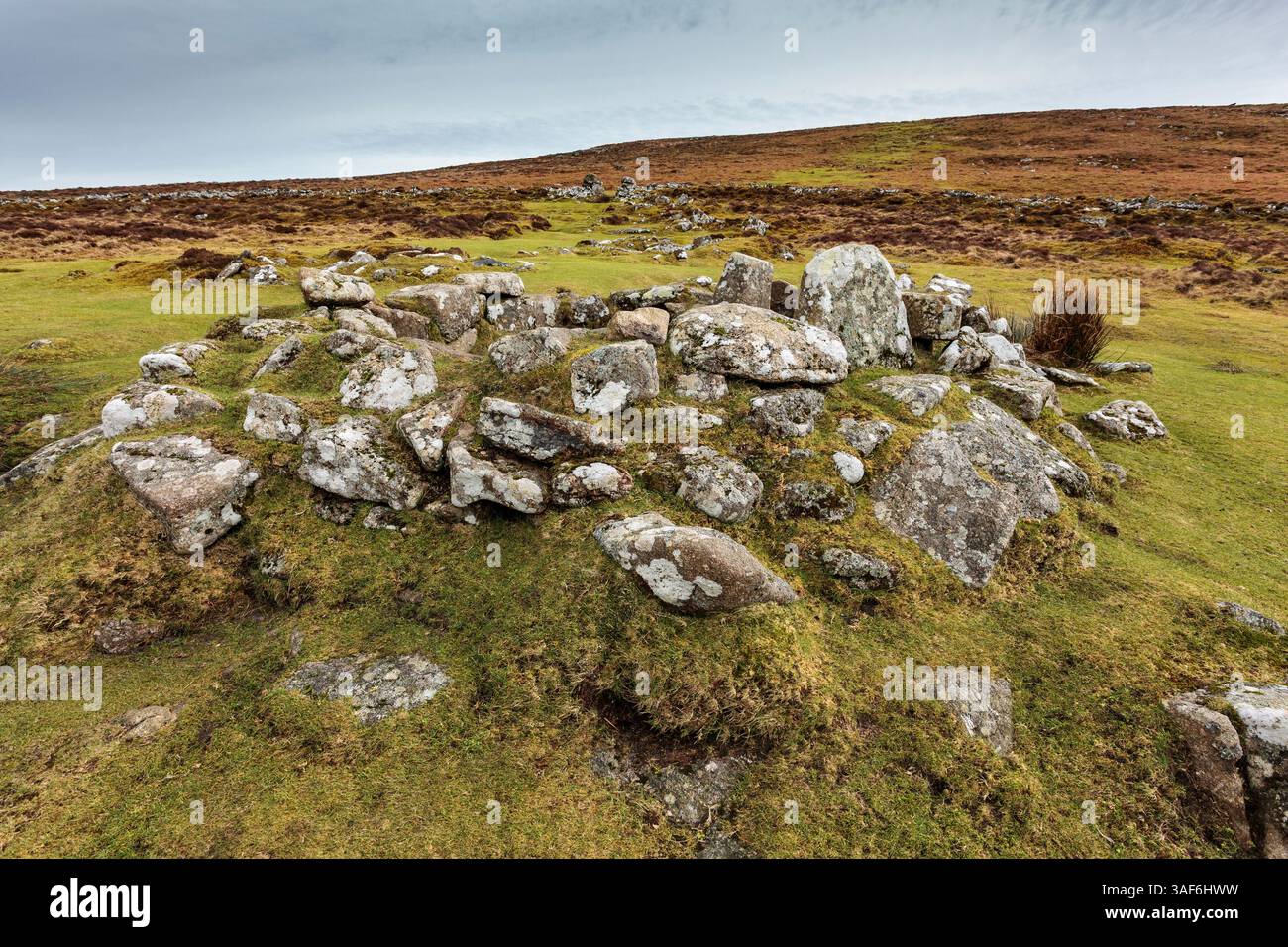 Grimspound, Dartmoor: Late bronze-age – circa 1450 BCE – 700 BCE ...