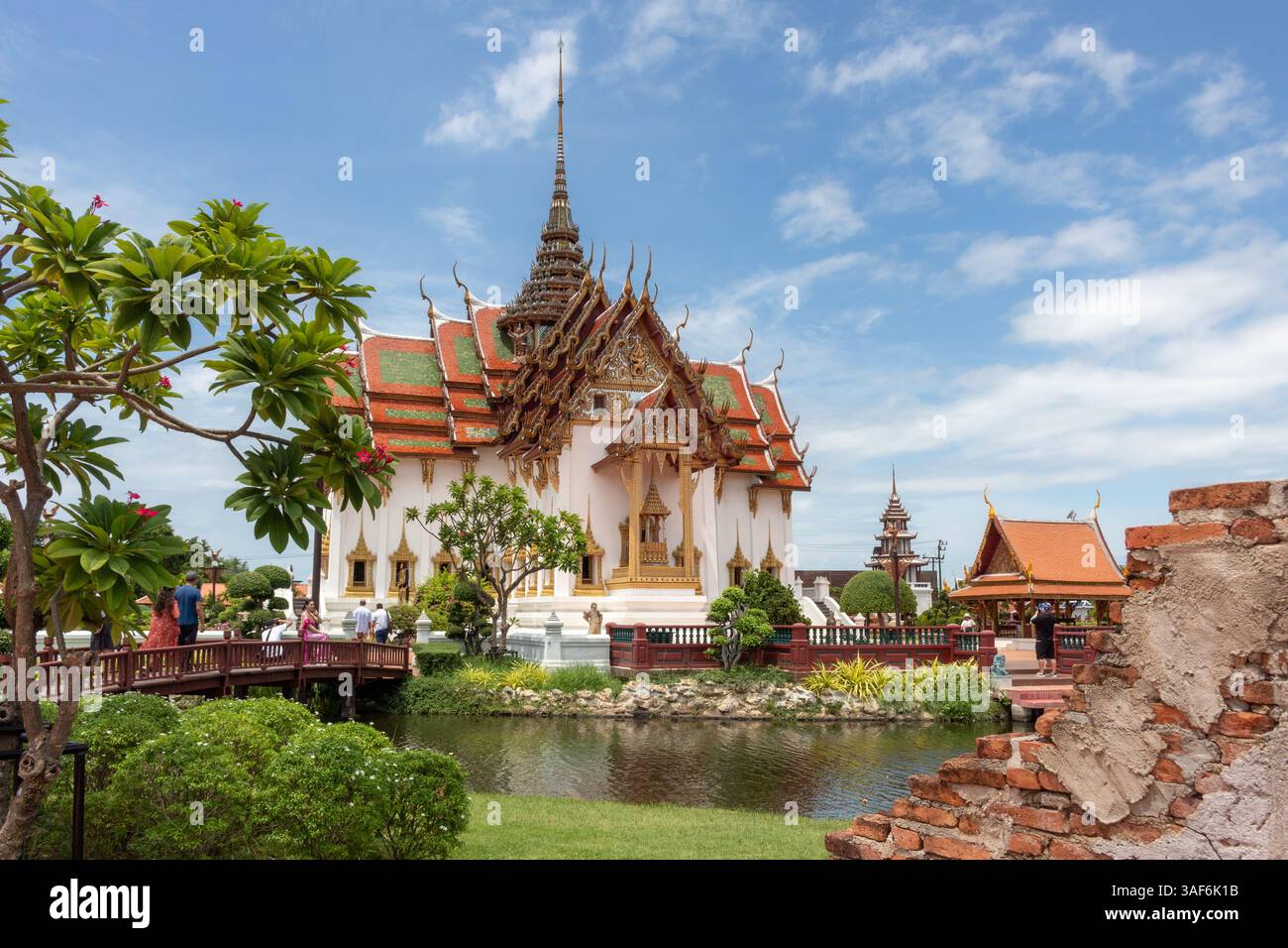 Colorful detailed architecture of Dusit Maha Prasat Throne Hall pagoda ...