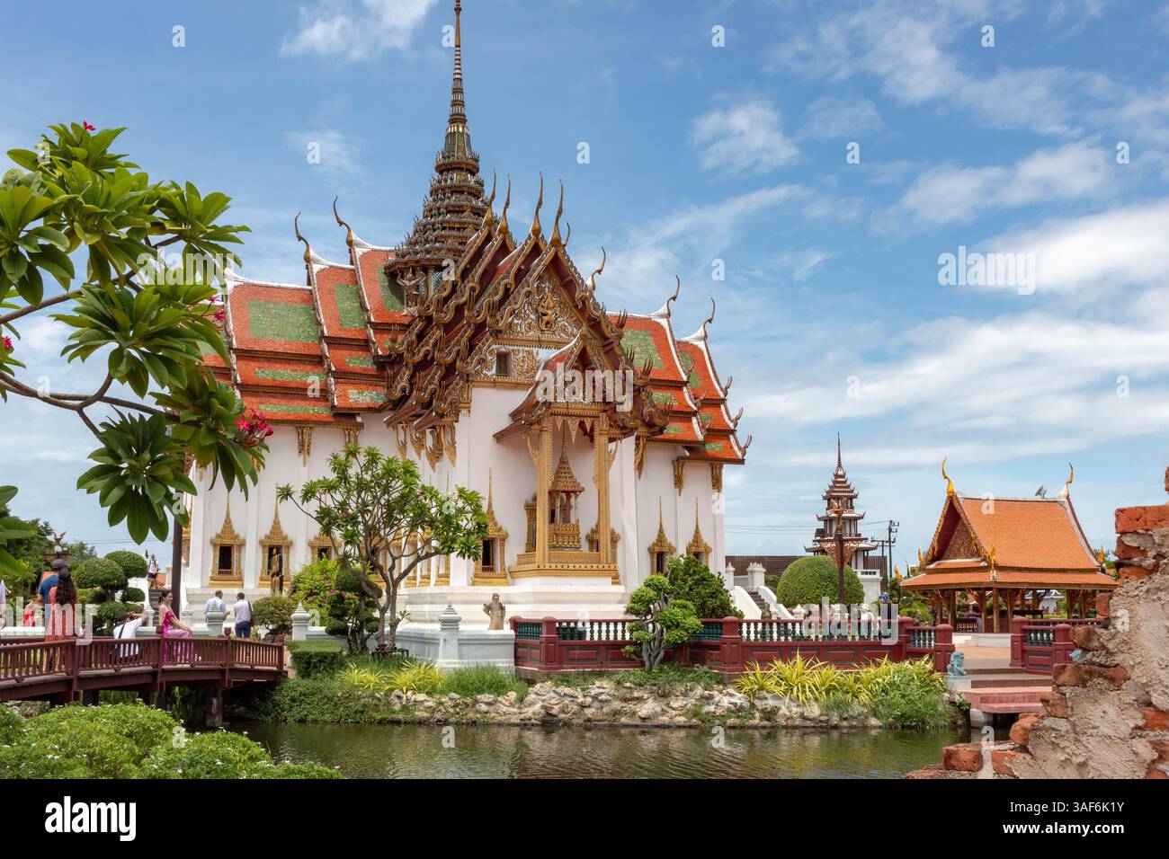 Colorful detailed architecture of Dusit Maha Prasat Throne Hall pagoda ...