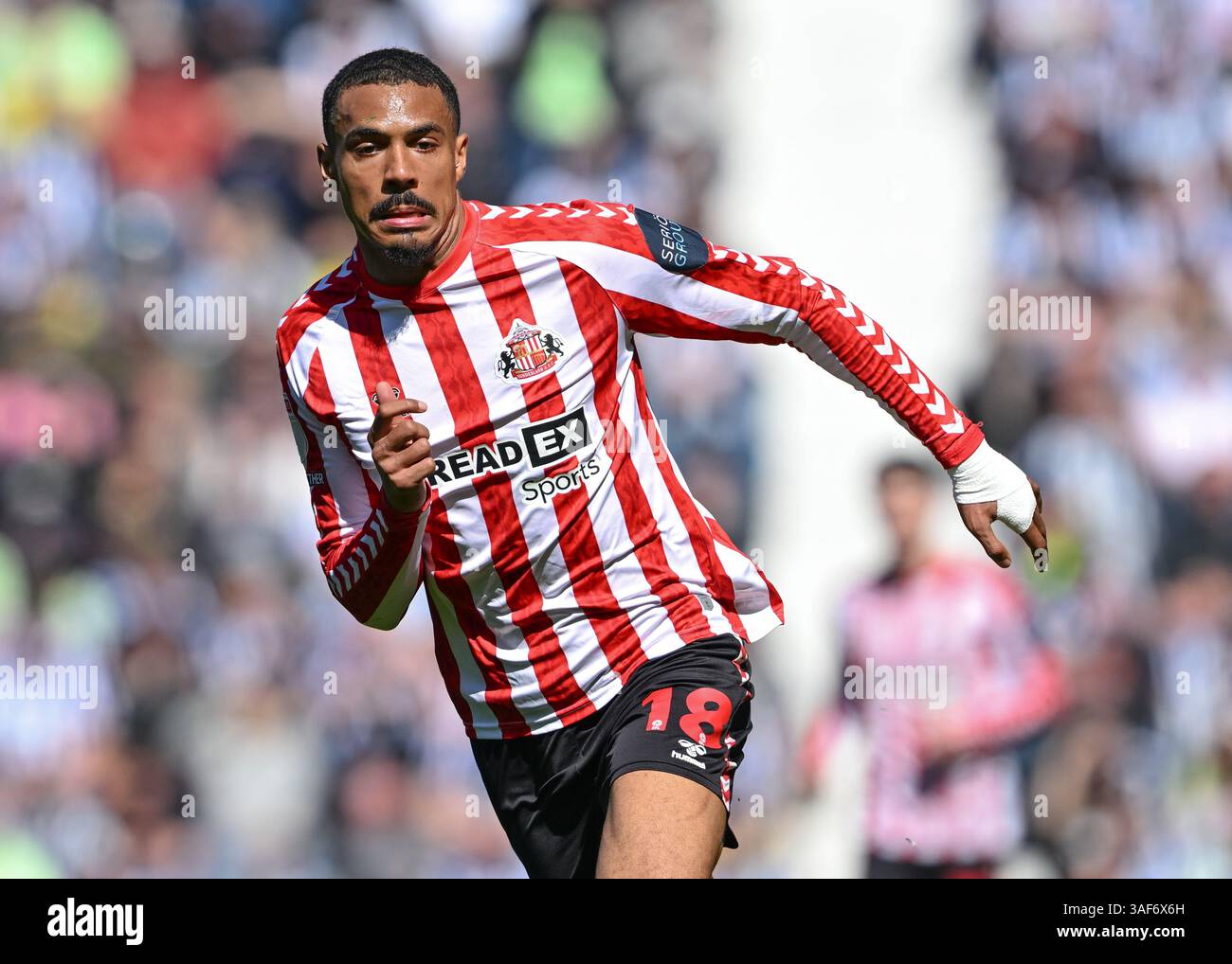 Sunderland's Wilson Isidor during the Sky Bet Championship match at The ...
