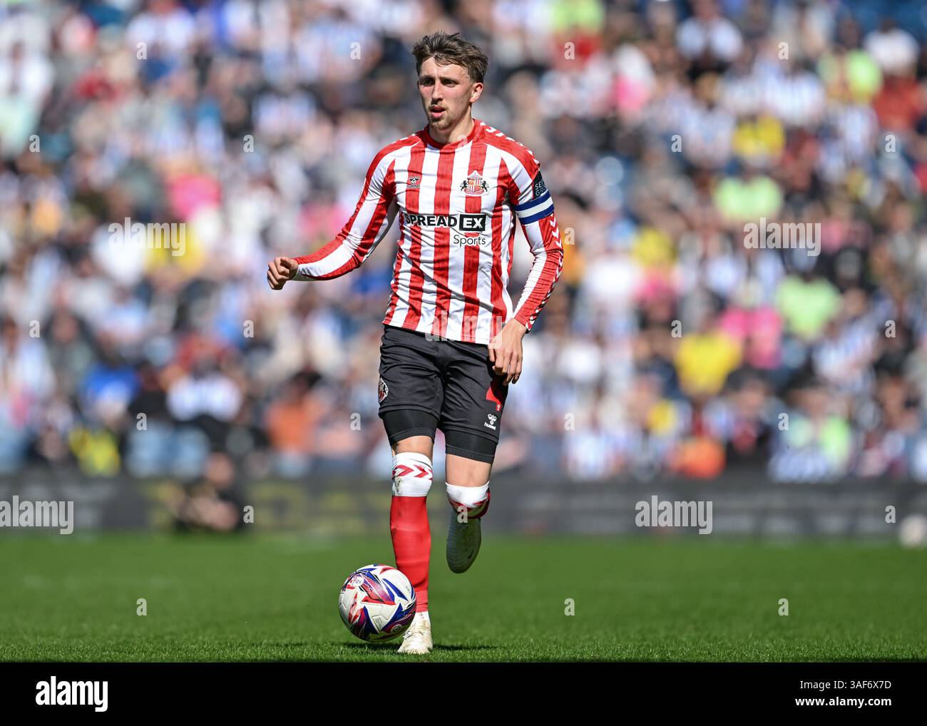Sunderland's Dan Neil during the Sky Bet Championship match at The ...