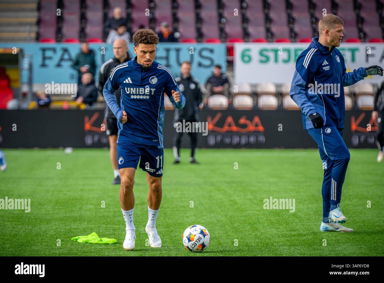Farum, Denmark. 06th Apr, 2025. Jordan Larsson (11) of FC Copenhagen is ...