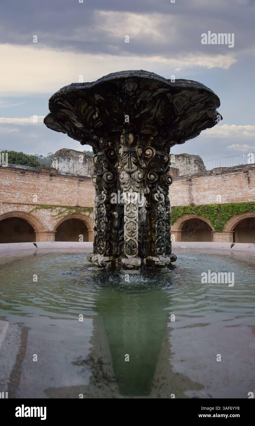 Fountain of the Convento De La Merced, Antigua, Guatemala Stock Photo ...