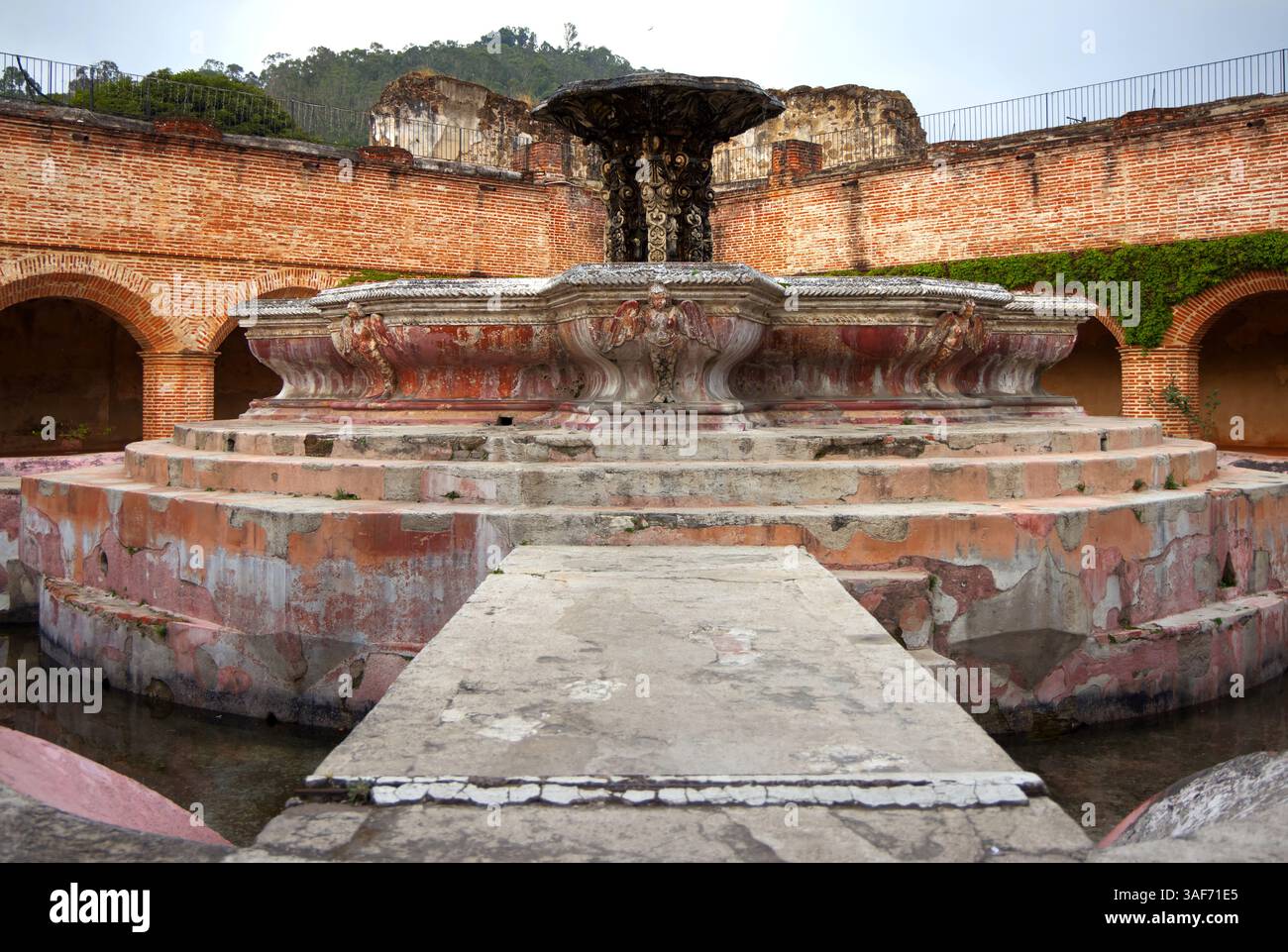 Fountain of the Convento De La Merced, Antigua, Guatemala Stock Photo ...