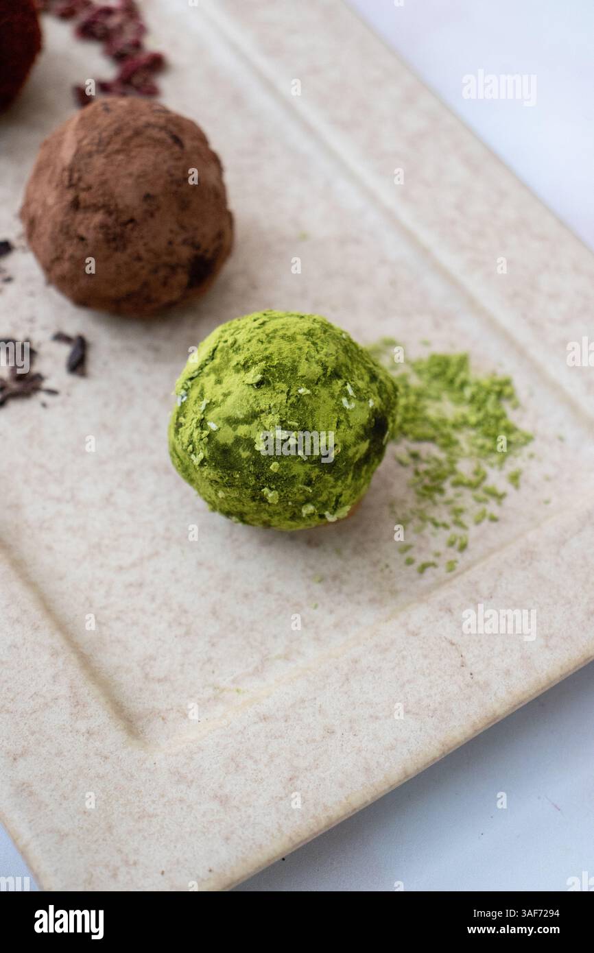 Matcha cocoa bonbons hi-res stock photography and images - Alamy