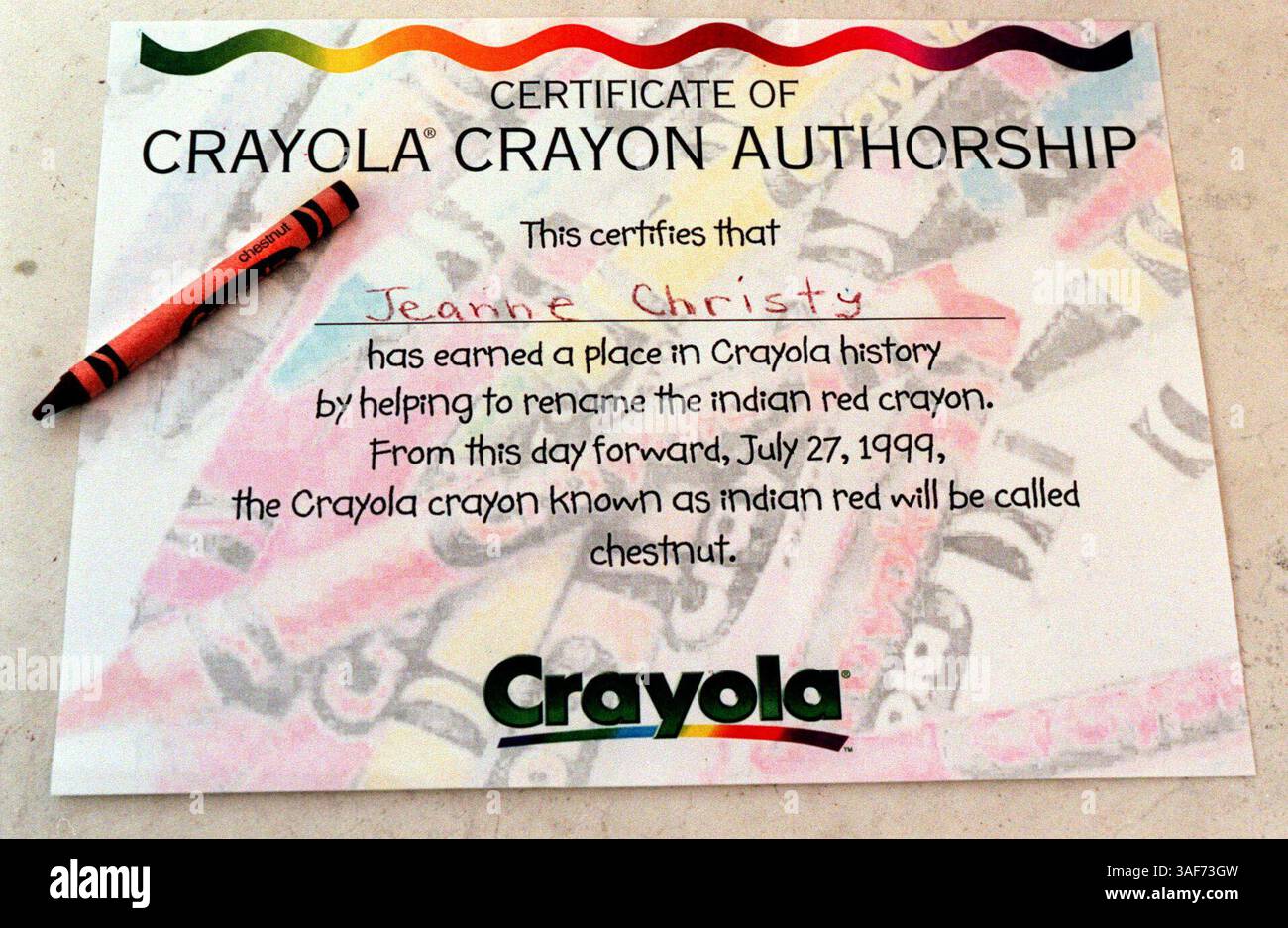 Red crayon story hi-res stock photography and images - Alamy