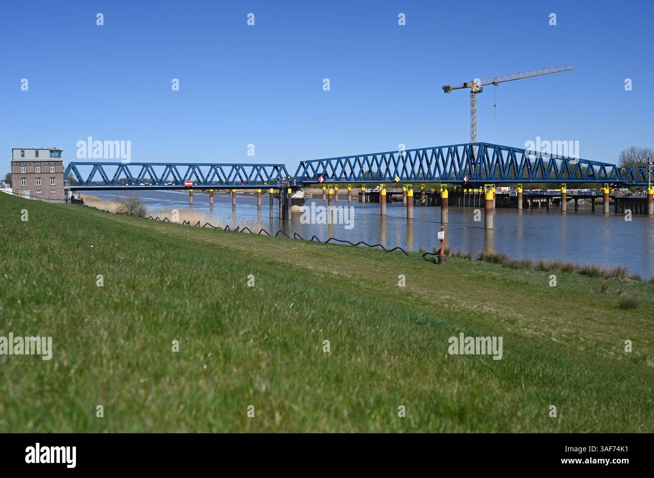 Weener, Germany. 07th Apr, 2025. The Friesenbrücke bridge in Weener ...