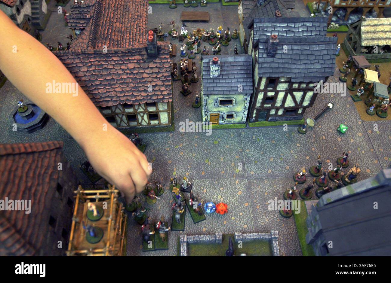 Tampa--9/25/04-- Two inch tall .grenadiers, fusileers, light cavalry ...