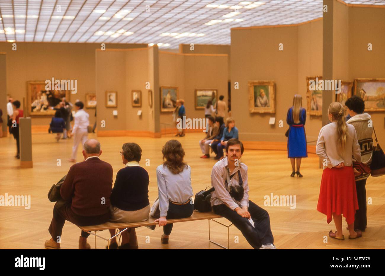 Metropolitan Museum of Art, New York, Manhattan, 1984. European ...