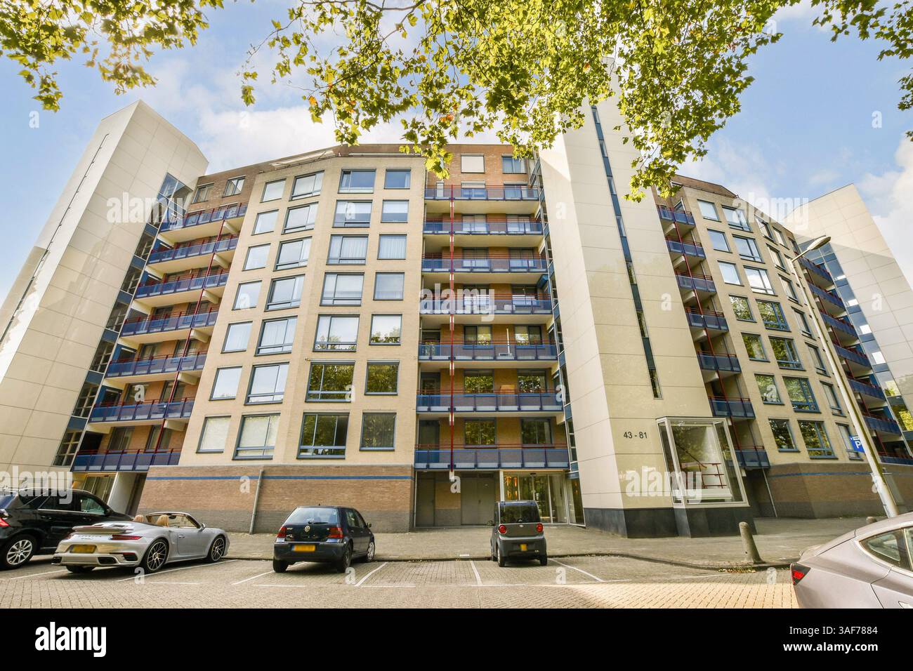 A contemporary residential building showcasing modern architectural ...