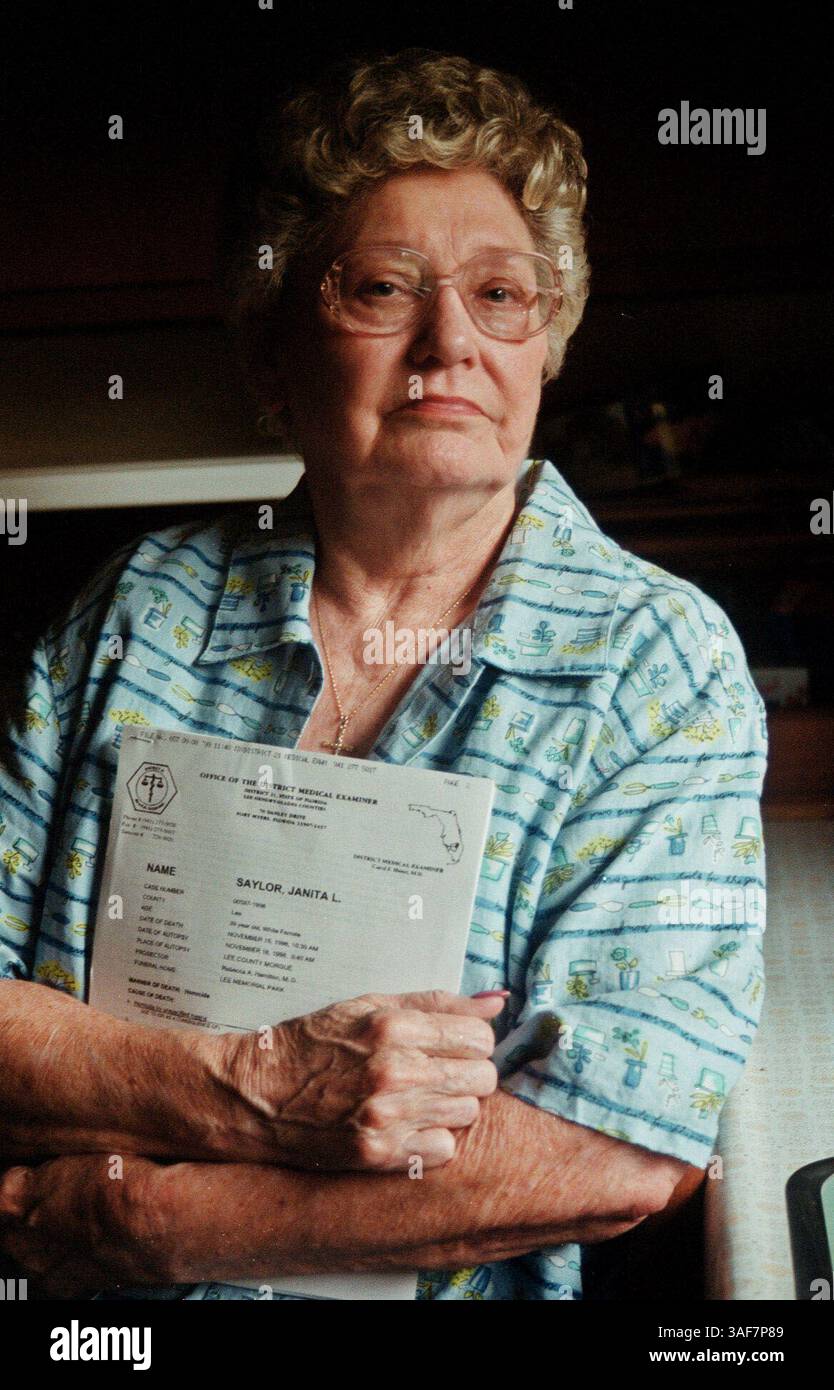 SP.106729.- - DELIVER TO:.metro.- -.7/7/2000..CAPTION INFO:.Leigh Hall ...