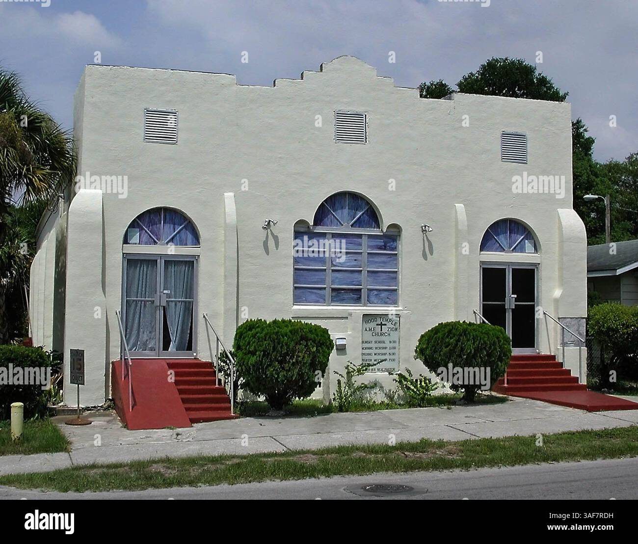 TP.107986.- DELIVER TO:.Tampa/State.- 8/9/2000.- Tampa.- CAPTION INFO ...