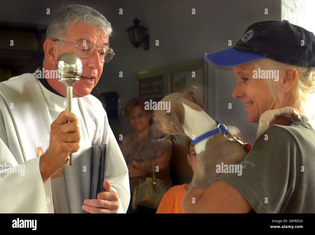 HT 129300 - - DELIVER TO: Hernando - - 9/29/2001 - CAPTION INFO: For ...