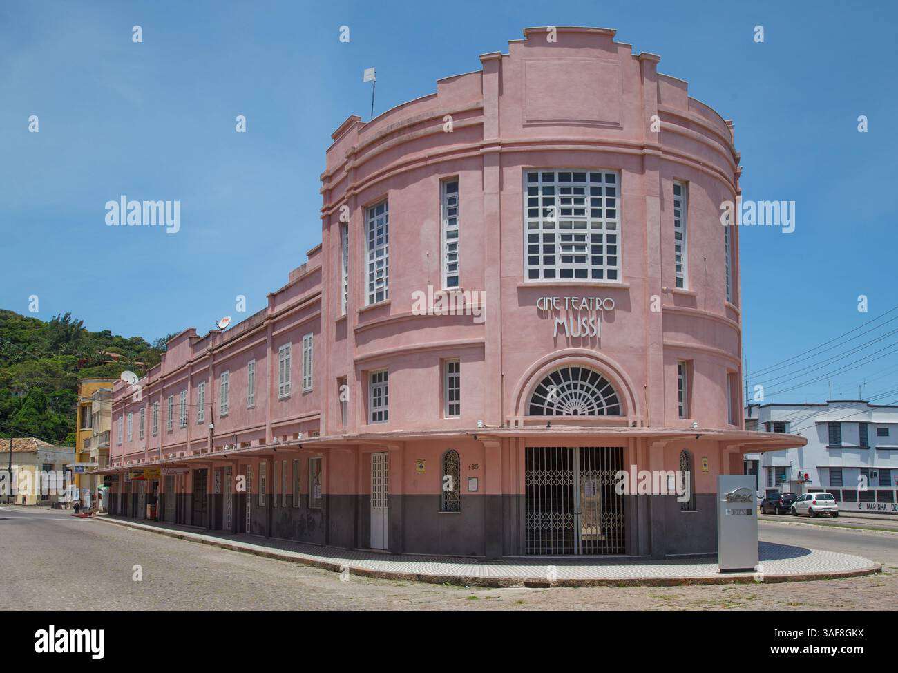 The Cine Teatro Mussi Historical colonial buildings in downtown Laguna ...