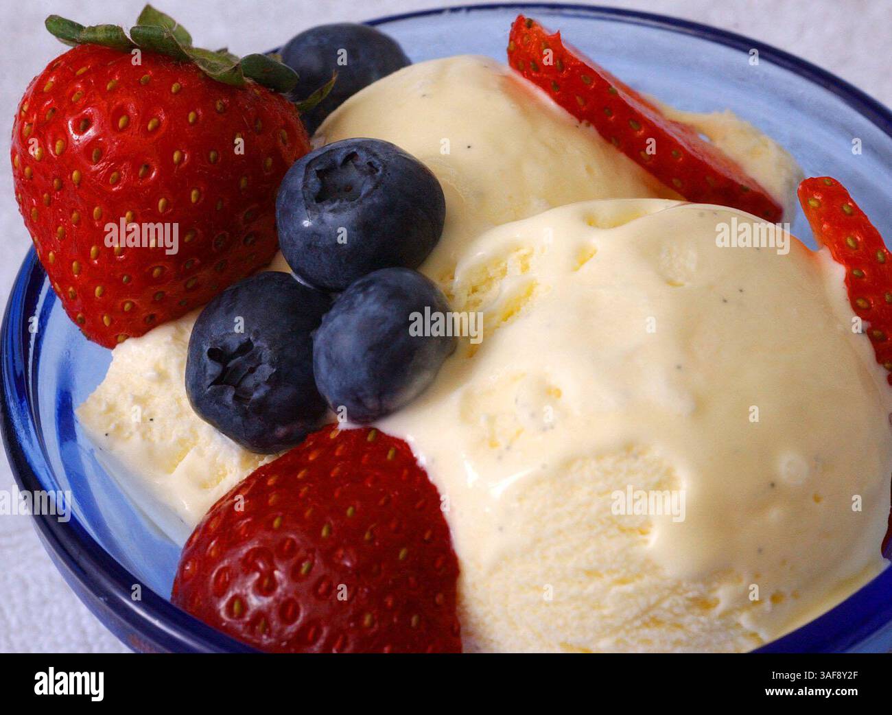 Photo # 2 of 3) Valhalla Norwegian Ice Cream's Freya's Pure Vanilla ice ...