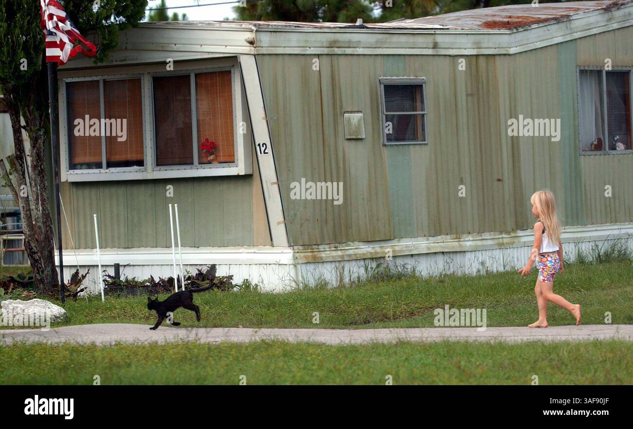 Safe situation kids hi-res stock photography and images - Alamy