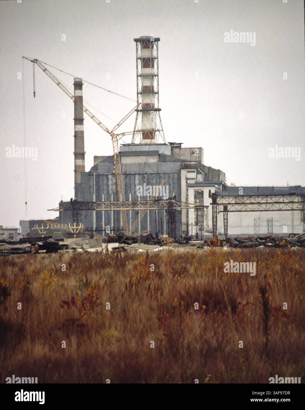 Oct. 25, 1990 - Chernobyl, Ukraine, USSR - Reactor No. 4 of the ...